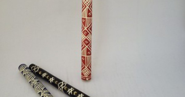 Furulya, mívesen faragott